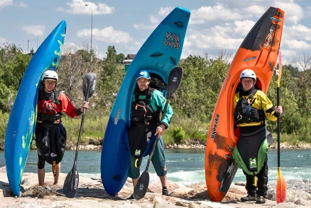 Whitewater Kayak Review: Jackson Kayak Flow - Paddling Magazine